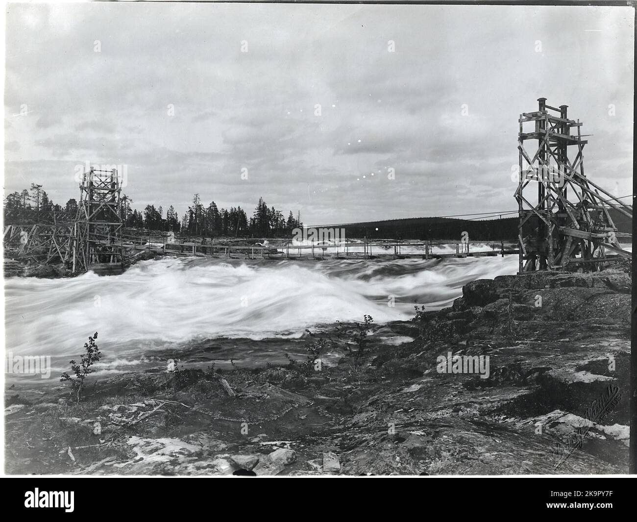 Building of the suspension bridge over the Lule River Stock Photo - Alamy