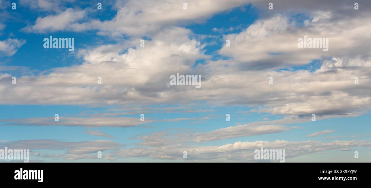 Beautiful cloudy background from horizontal elongated clouds Stock ...