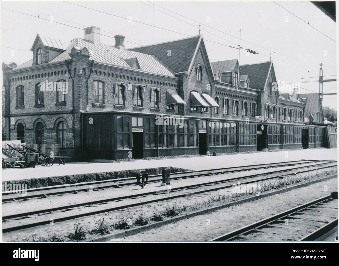 Varberg station immediately after the last extension with splitter ...