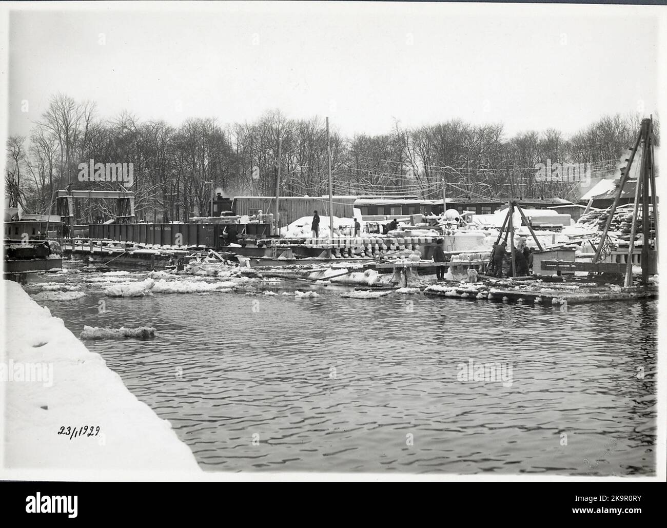 Turning bridge over the canal in Jönköping Stock Photo - Alamy