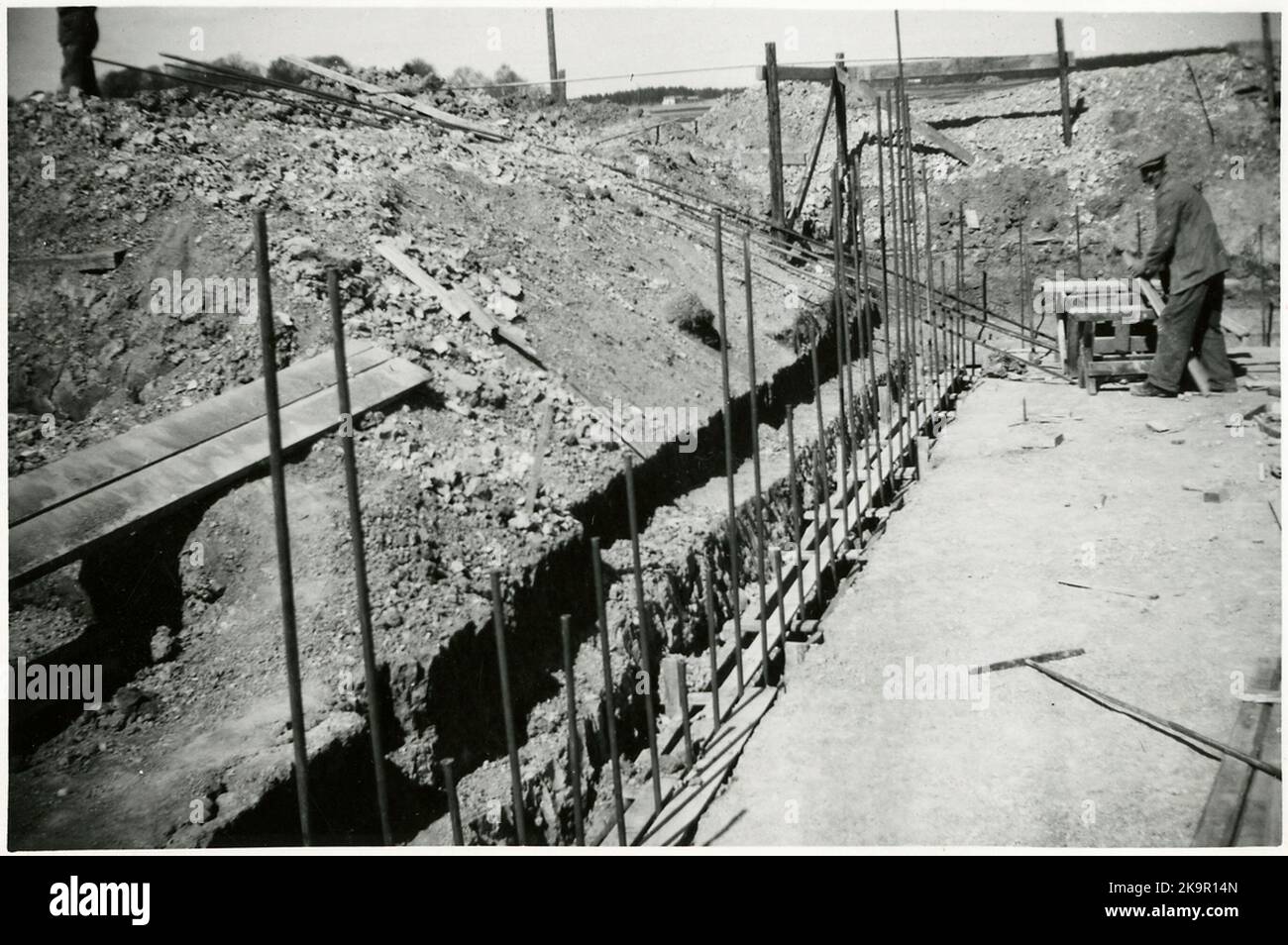 Piling with reinforcing iron Stock Photo - Alamy