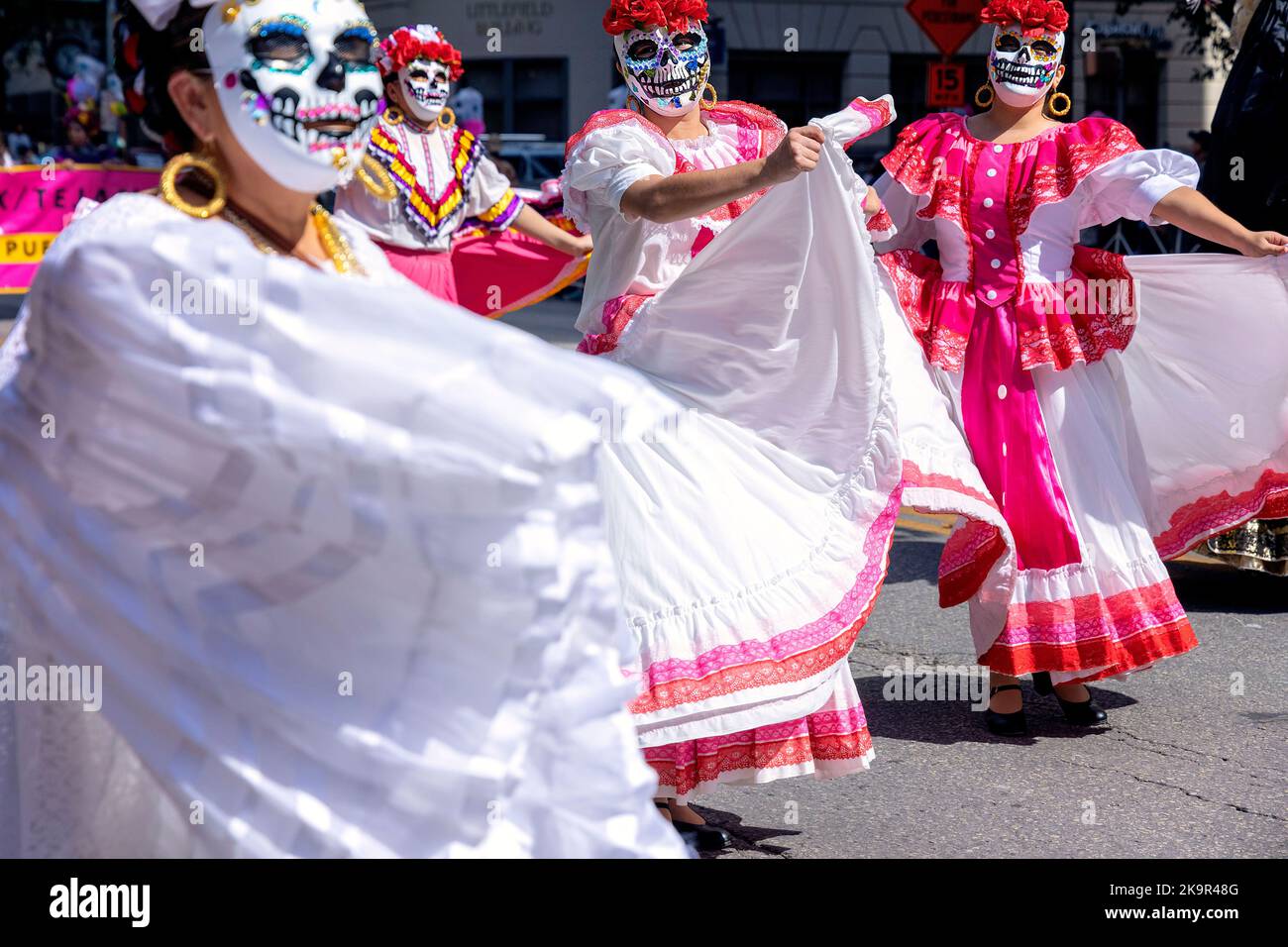 Viva la Vida Day of the Dead (Dia de los Muertos) Parade in Austin ...