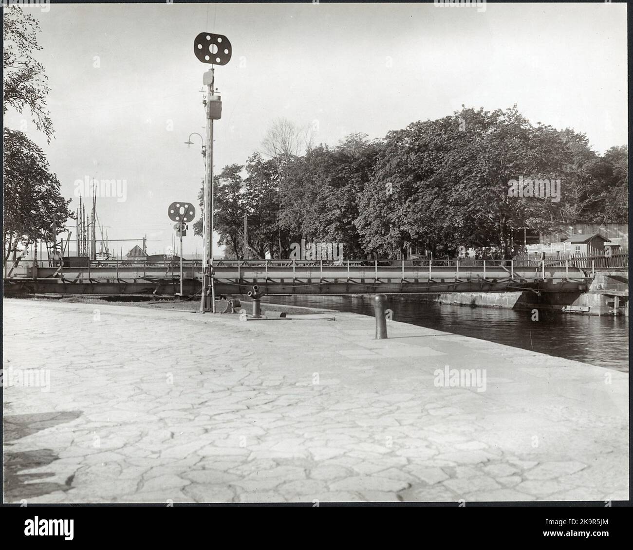 Turning bridge over the canal Stock Photo - Alamy
