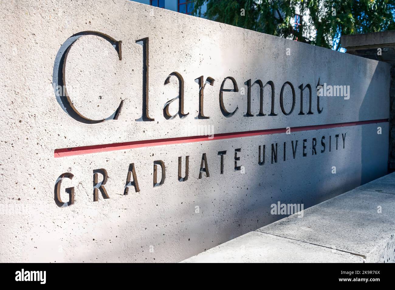 Claremont Graduate University Logo