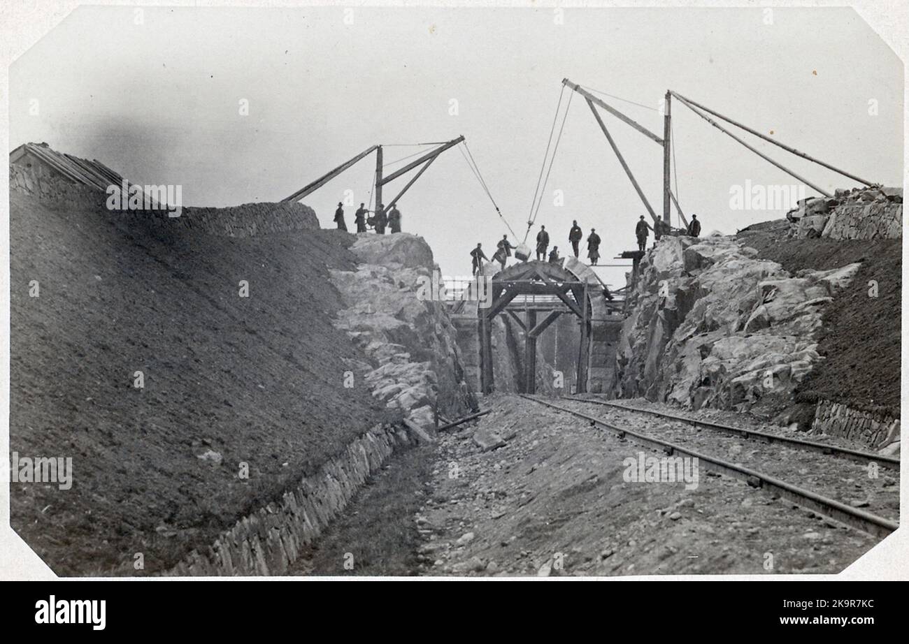 Road bridge under construction at Hubbarp Stock Photo - Alamy