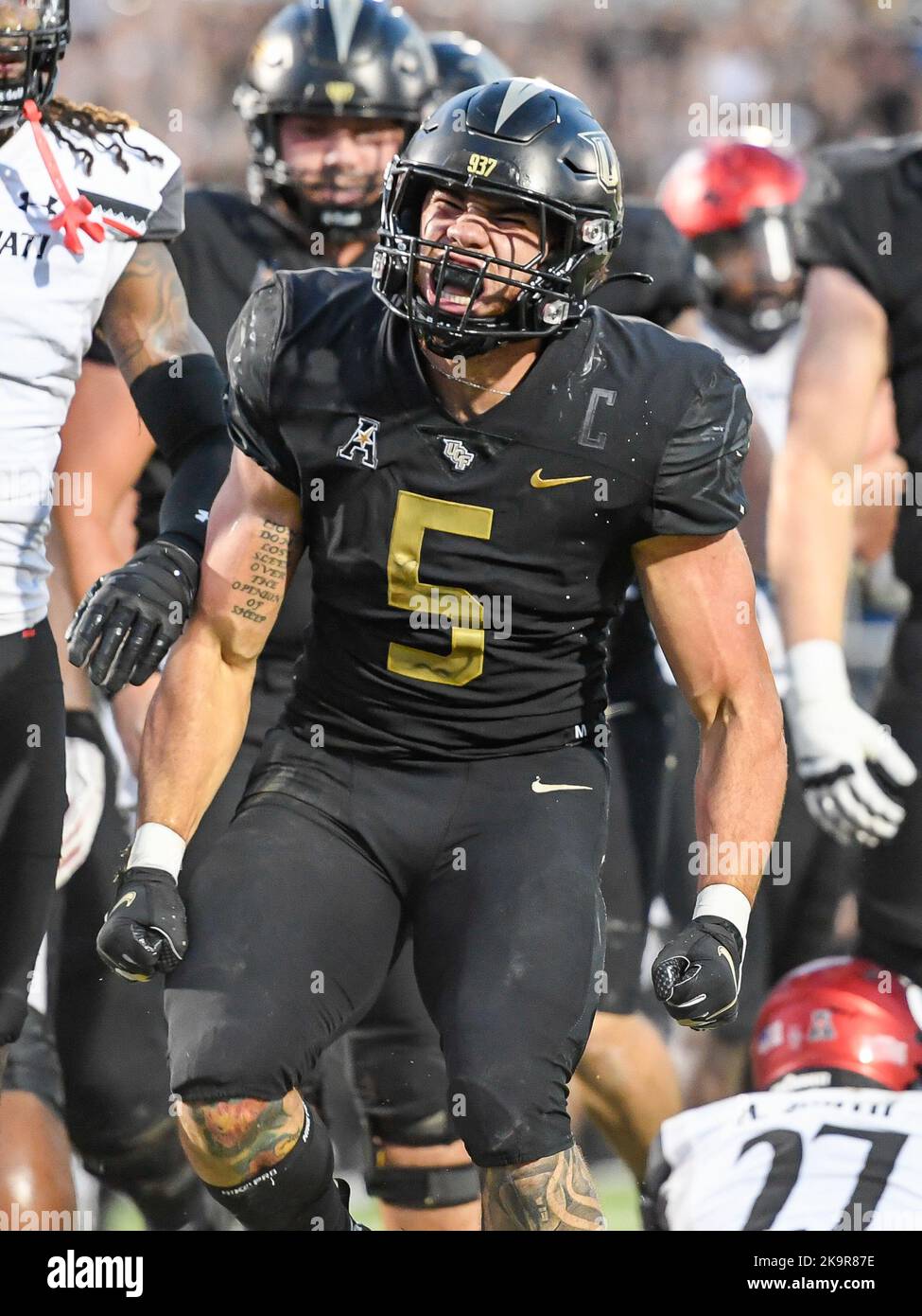 October 29, 2022 UCF Knights running back Isaiah Bowser (5) reacts ...