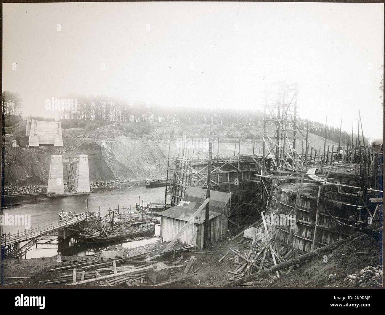 Casting for bridge foundation Stock Photo - Alamy