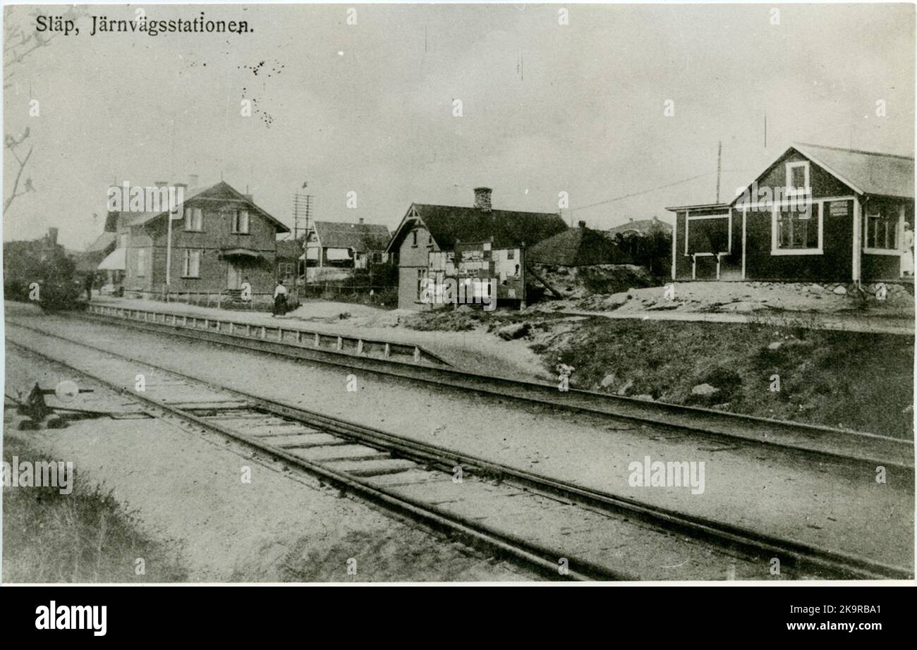 Släp's station that changed its name in 1953 to Särö station ...