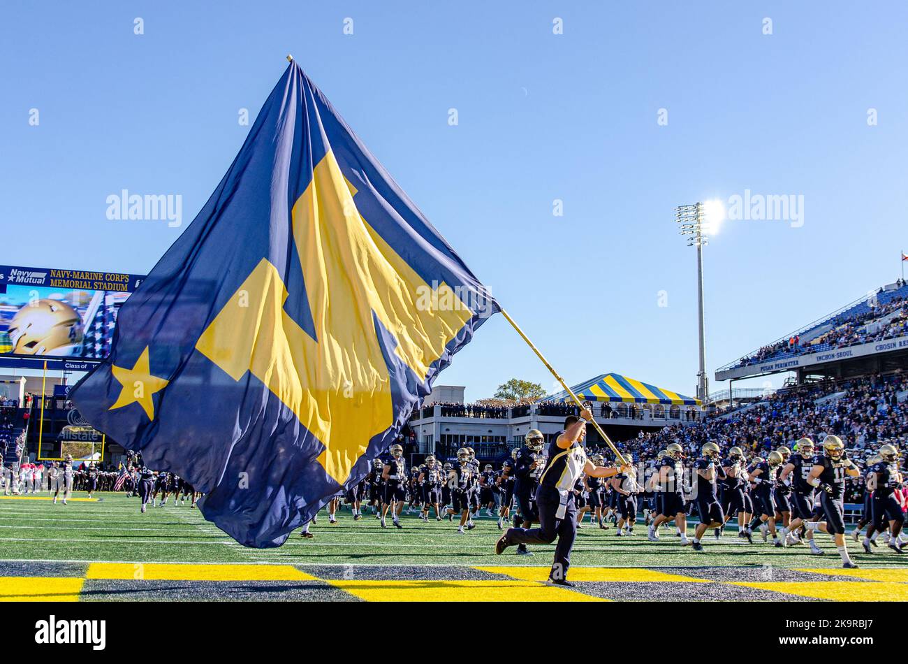 Navy marine corps memorial stadium hi-res stock photography and images ...