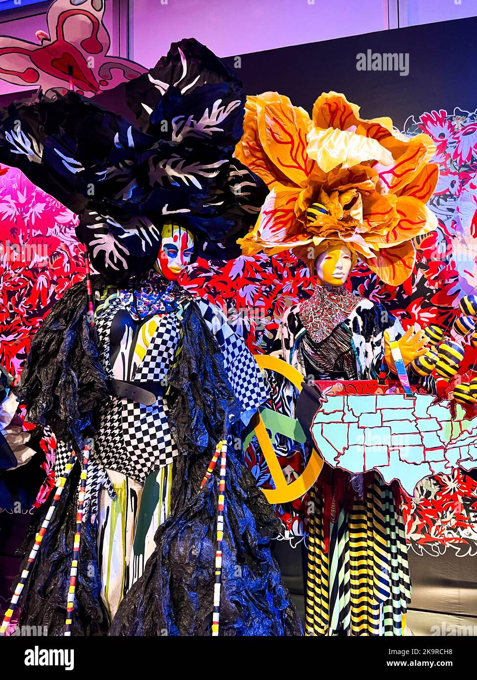 10/29/2022 New York City Queer Maximalism x Machine Dazzle exhibition ...
