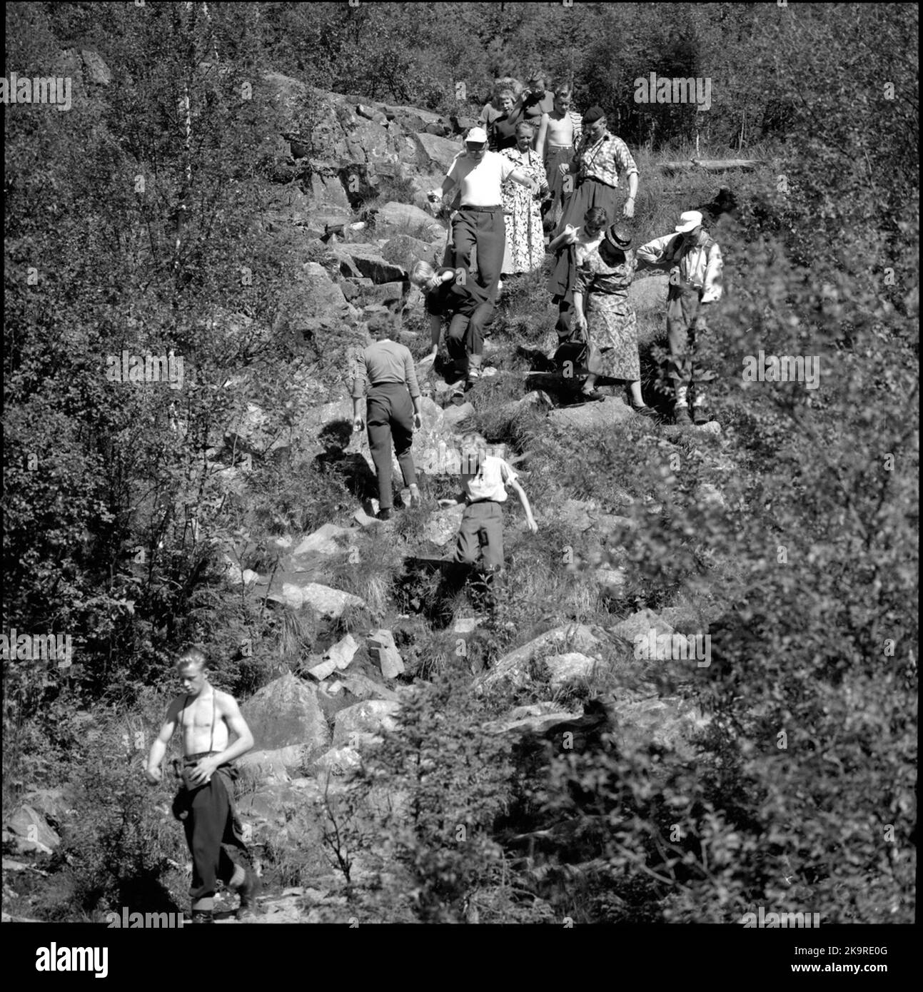 Historical excursion Black and White Stock Photos & Images - Alamy