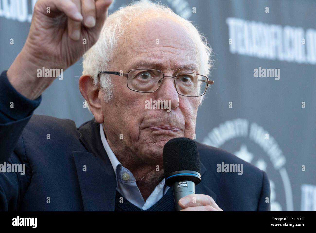 U.S. Senator BERNIE SANDERS (D-VT) holds a rally at the AFL-CIO ...