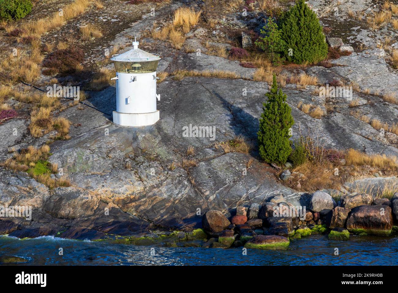 Sodernas Lighthouse near Stenslatten, Stockholm archipelago, Sweden ...