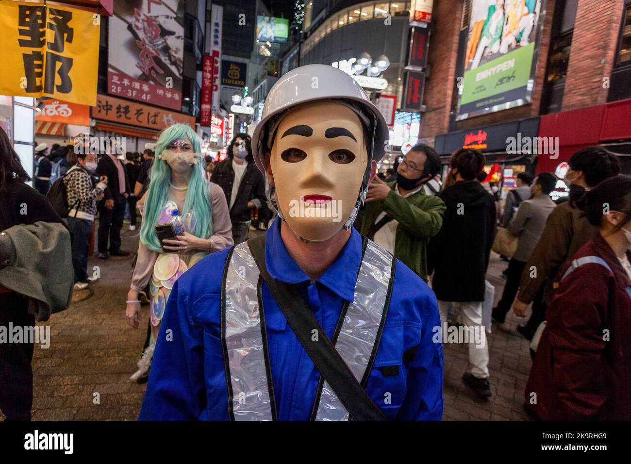 Tokyo, Japan. 29th Oct, 2022. People wear costumes and enjoy Halloween ...