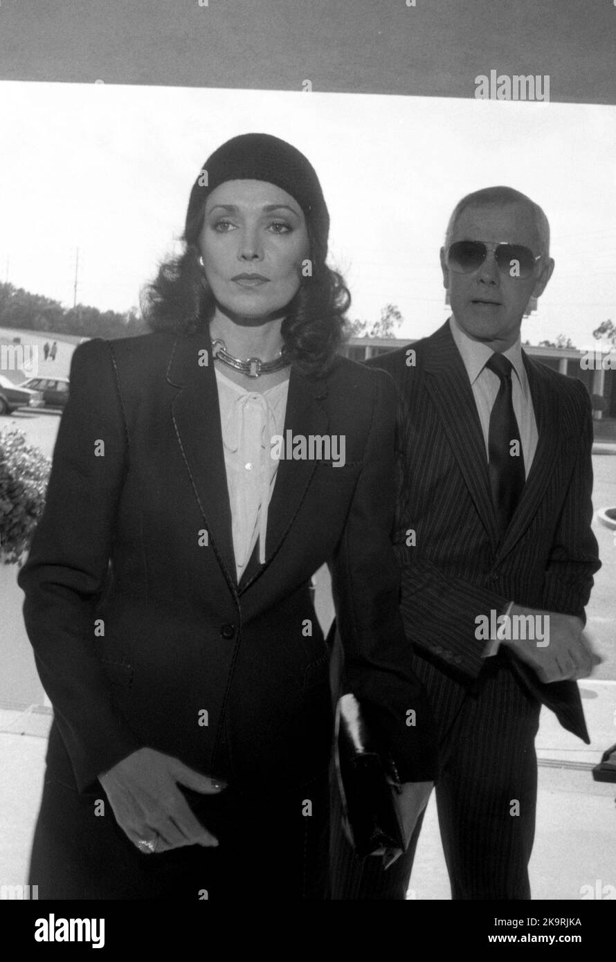 Johnny Carson and Joanna Carson at the Funeral for David Janssen on ...