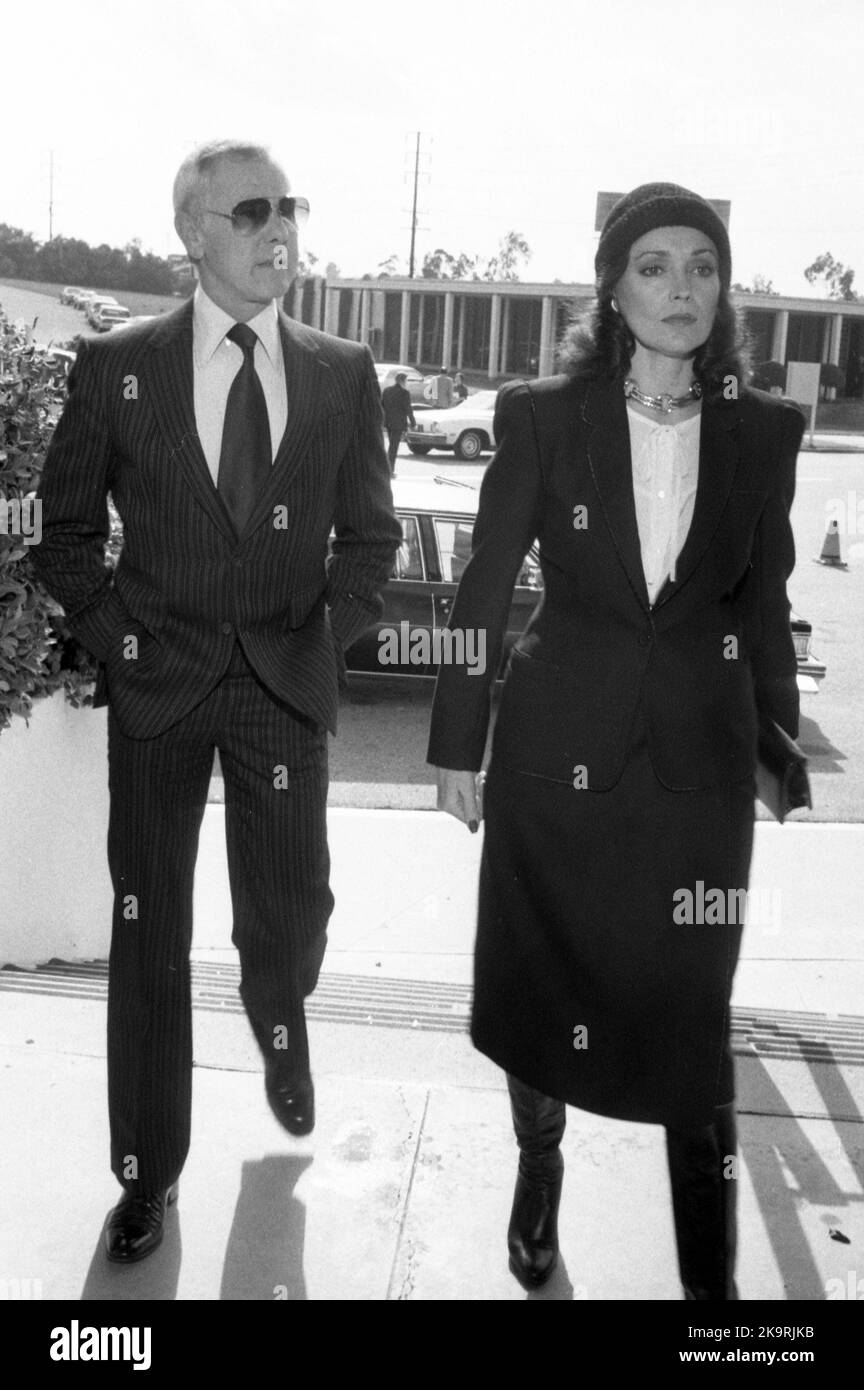 Johnny Carson and Joanna Carson at the Funeral for David Janssen on ...