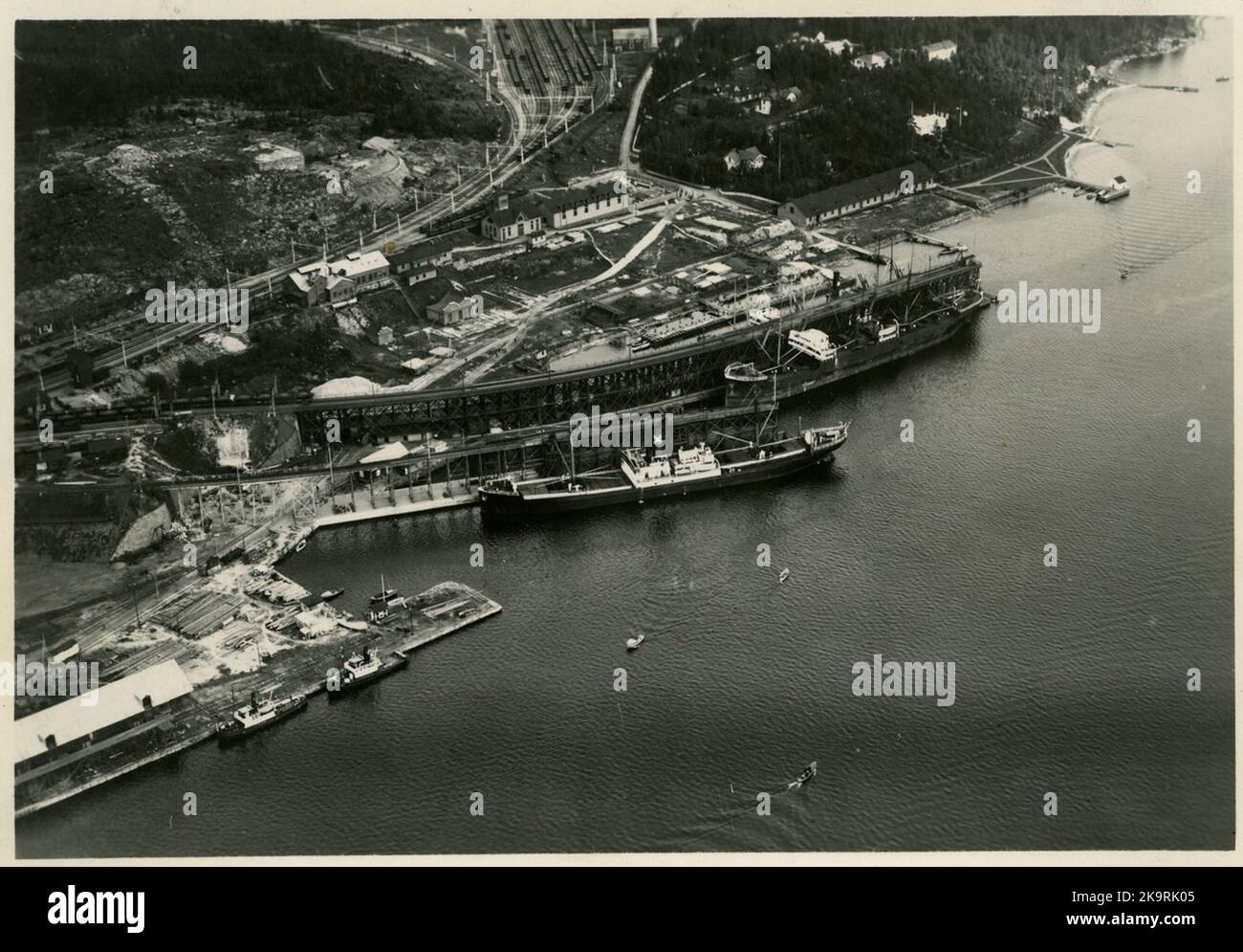 Museum loading dock hi-res stock photography and images - Alamy