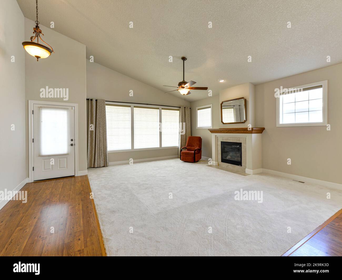Modern residential empty living room interior Stock Photo - Alamy