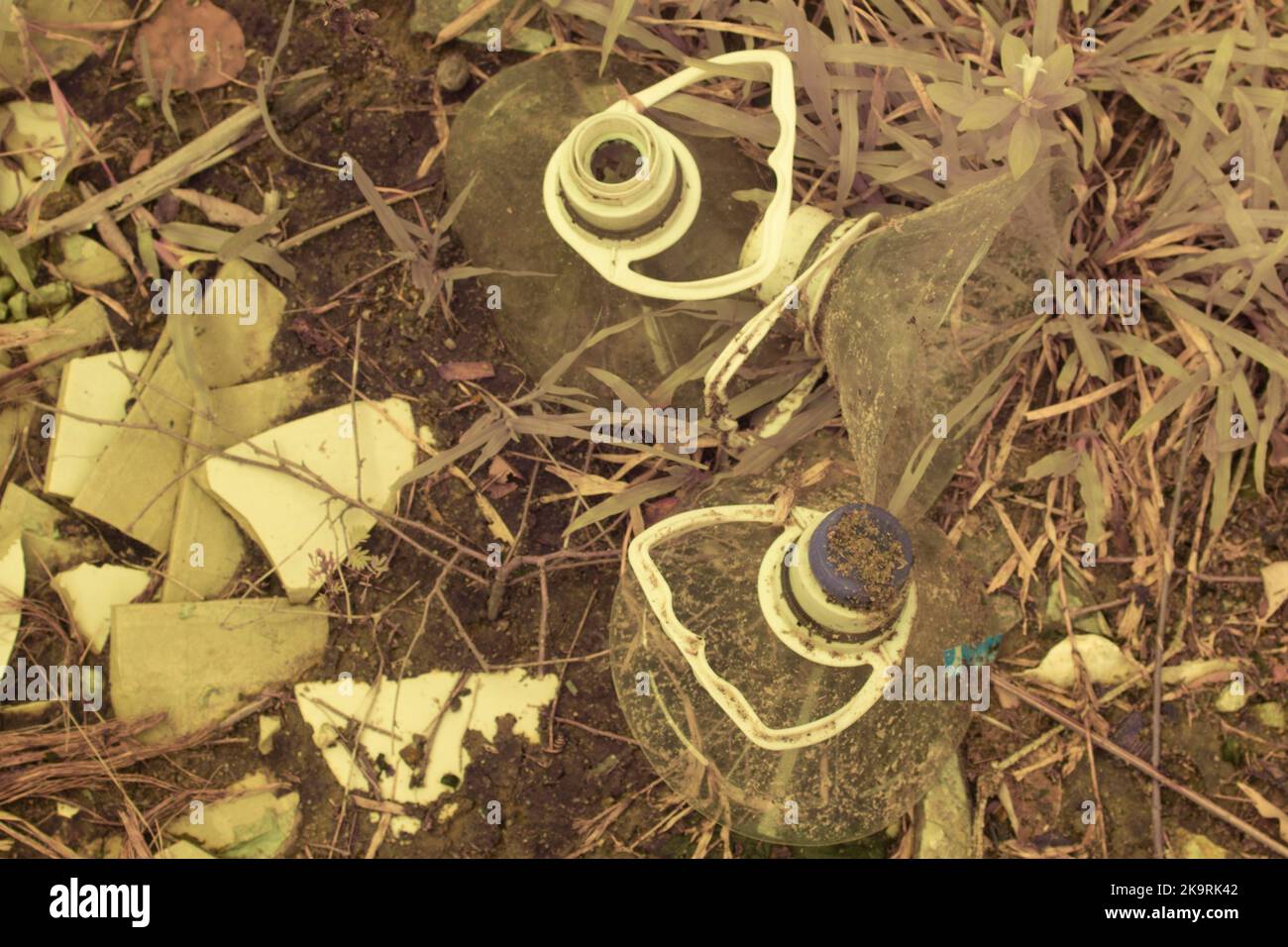 infrared image of the the top neck bottle container Stock Photo - Alamy