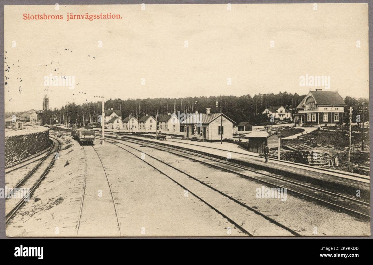 Train station view castle hi-res stock photography and images - Alamy