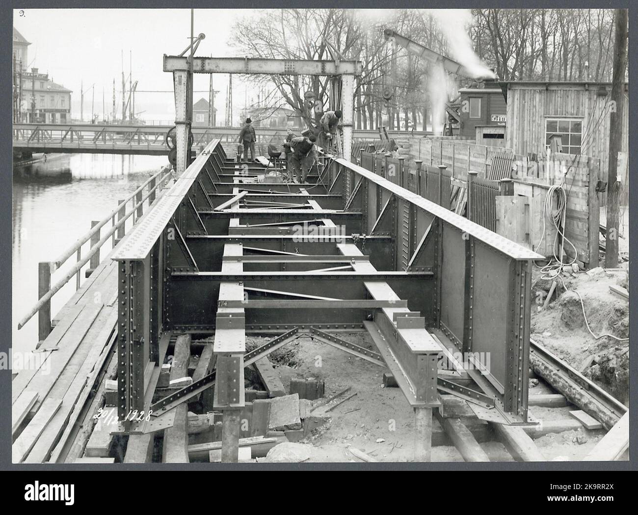 Turning bridge over the canal in Jönköping during mounting, riveting is ...