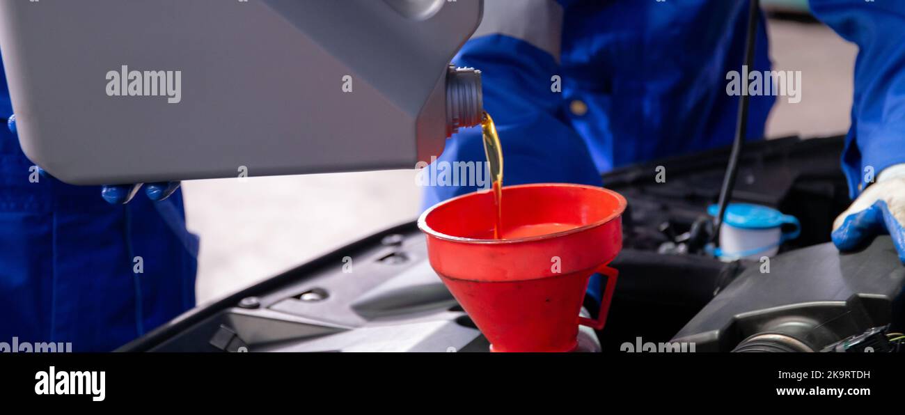 Bottle refilling station hi-res stock photography and images - Alamy