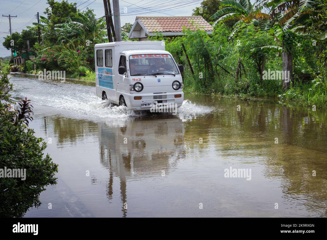 Severe tropical storm Paeng or Nalgae brought flashfloods and rain to ...