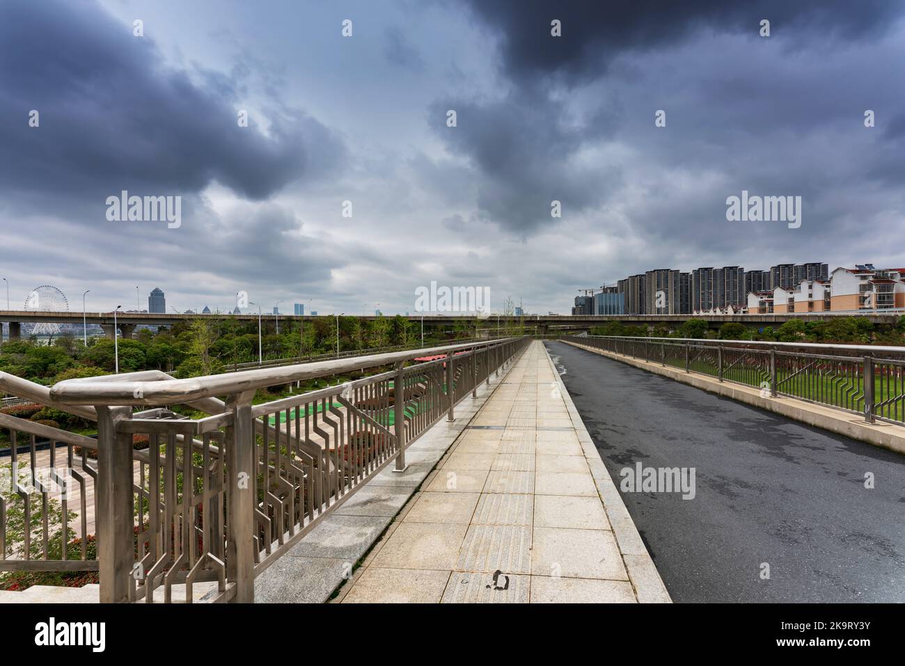 empty city road with skyline background Stock Photo - Alamy