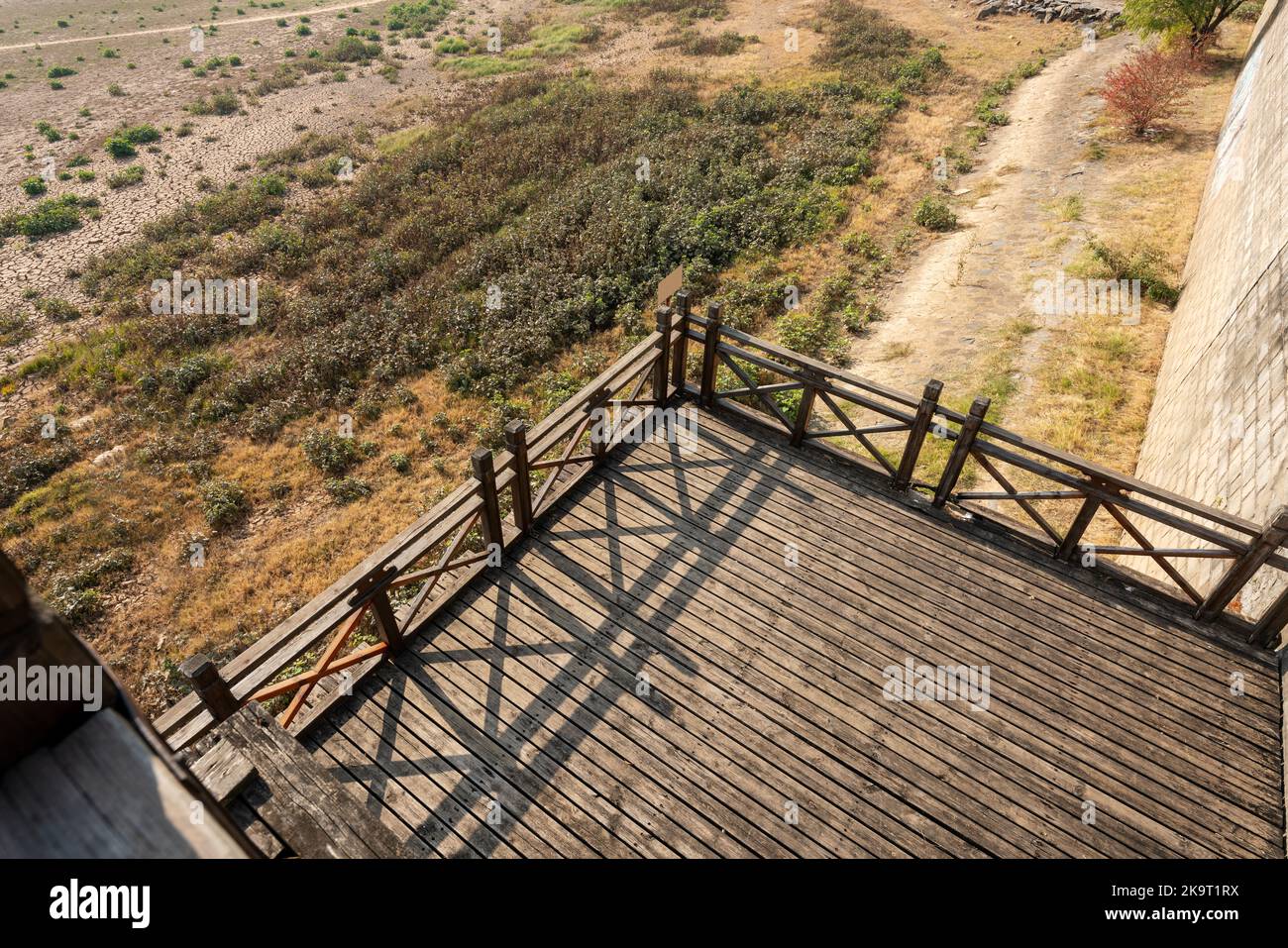 House exterior patio hardwood deck hi-res stock photography and images ...