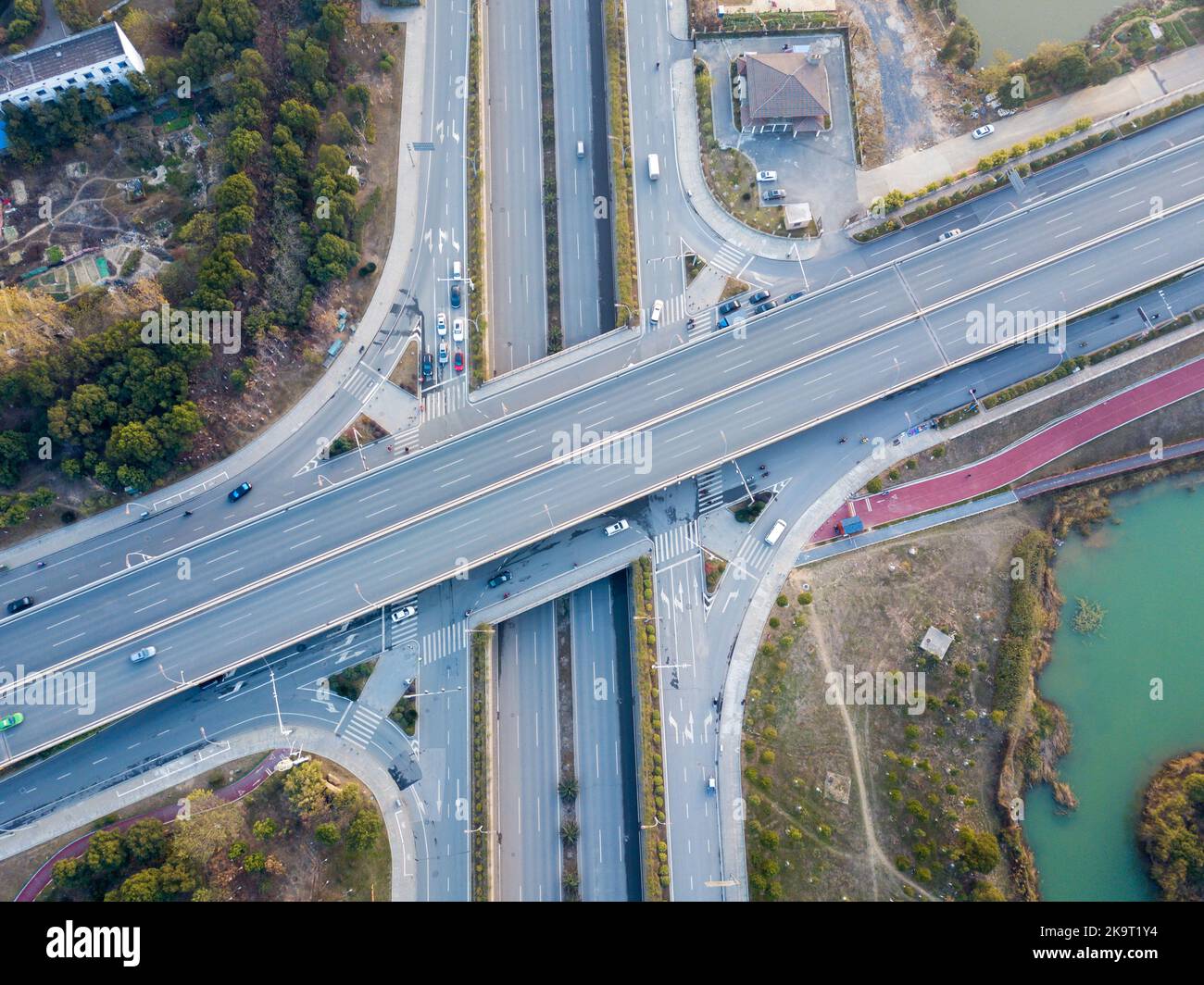 Cross wide intersection hi-res stock photography and images - Alamy