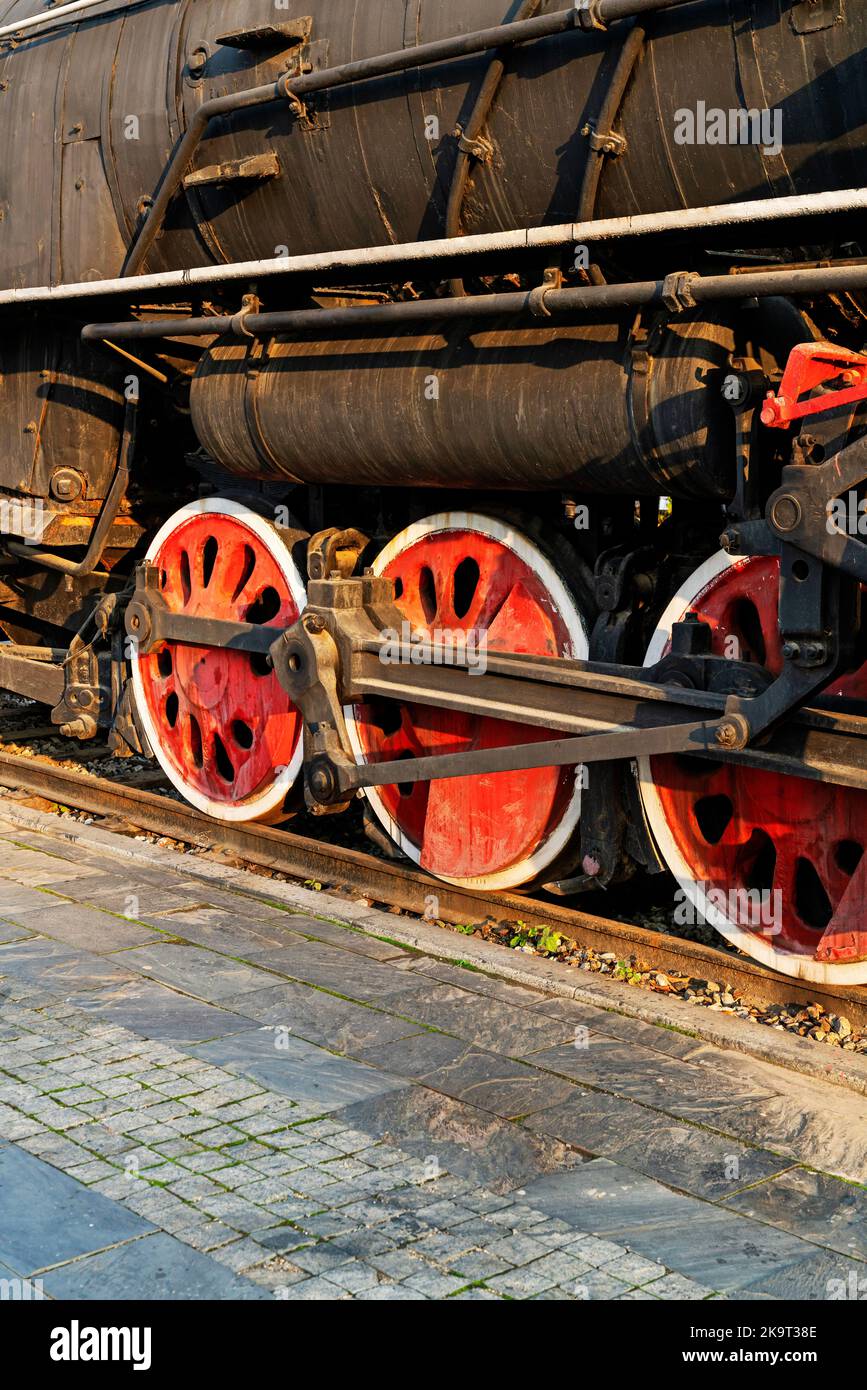 Train Car Undercarriage, passenger train, freight train Stock Photo - Alamy