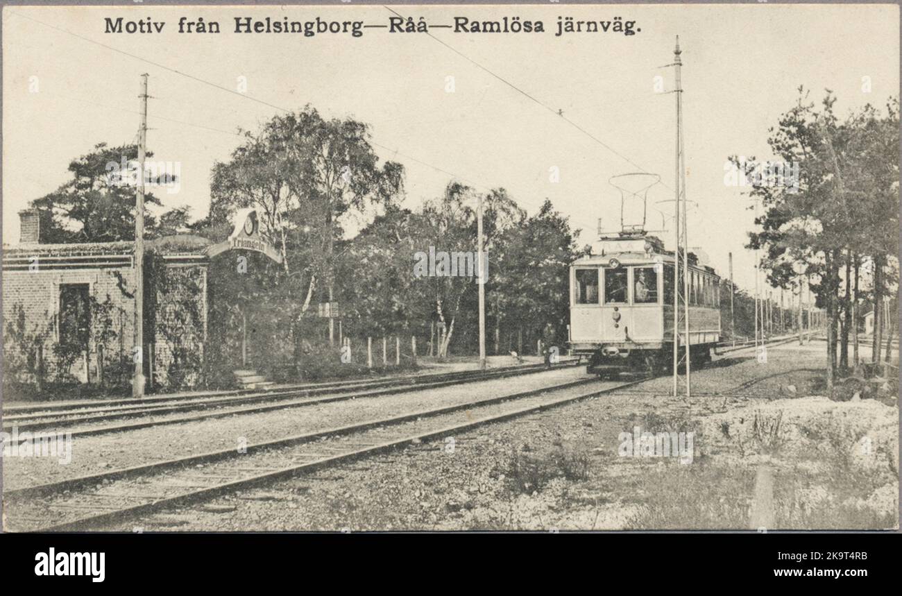 Triangle service station hi-res stock photography and images - Alamy