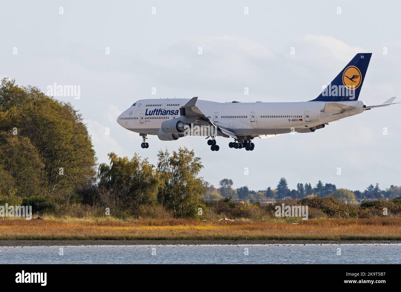 Boeing 747 avion hi-res stock photography and images - Alamy