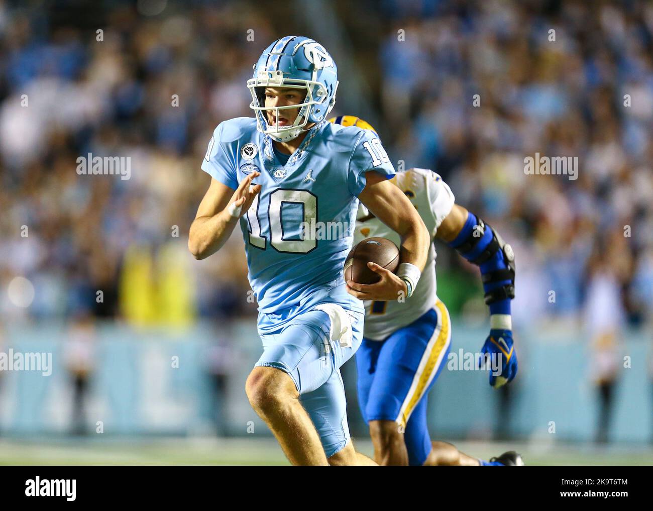October 29, 2022: North Carolina freshman Drake Maye( 10) runs the ball ...