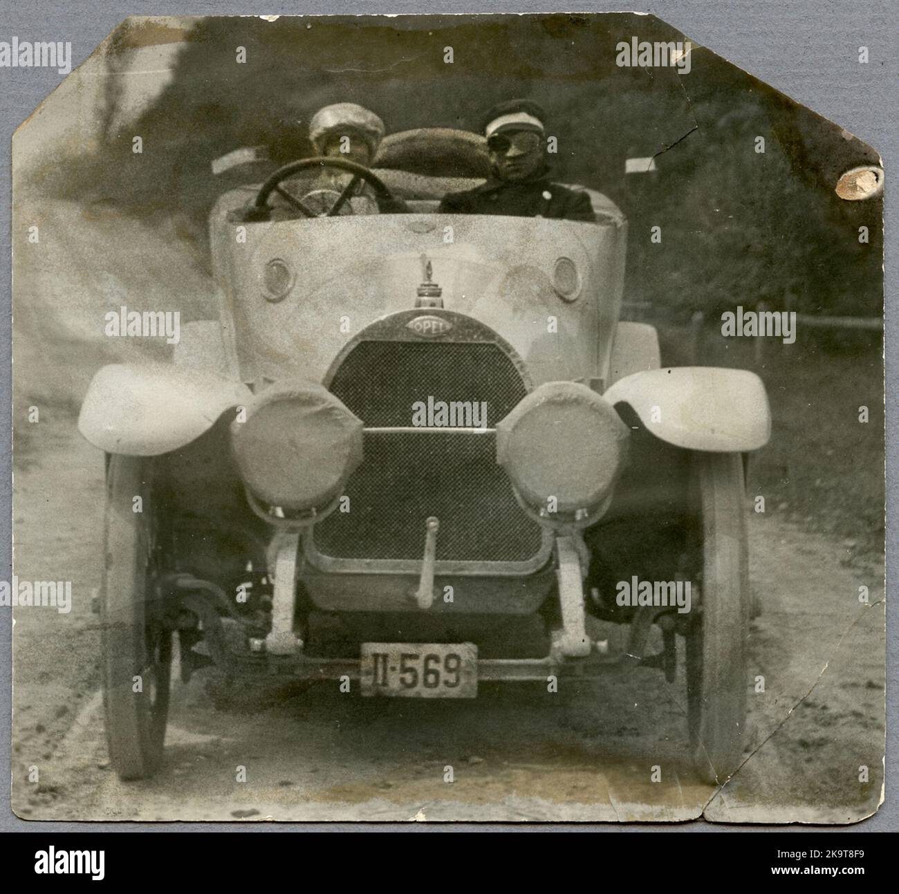 Lotte Breijer with passengers in Opel from the 1910s - 1920s ...