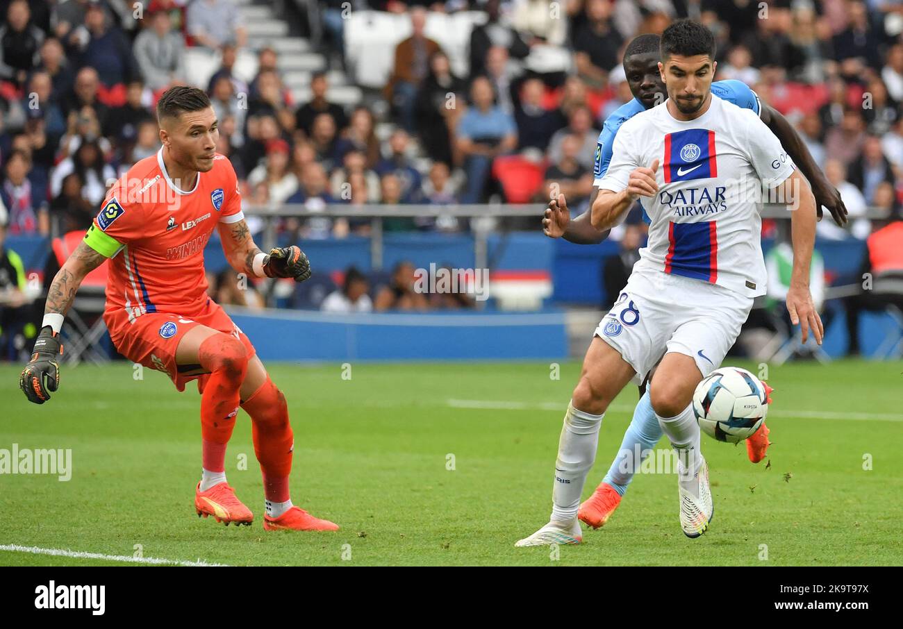 Paris, France. 29th Oct, 2022. Paris Saint-Germain's Carlos Soler ...