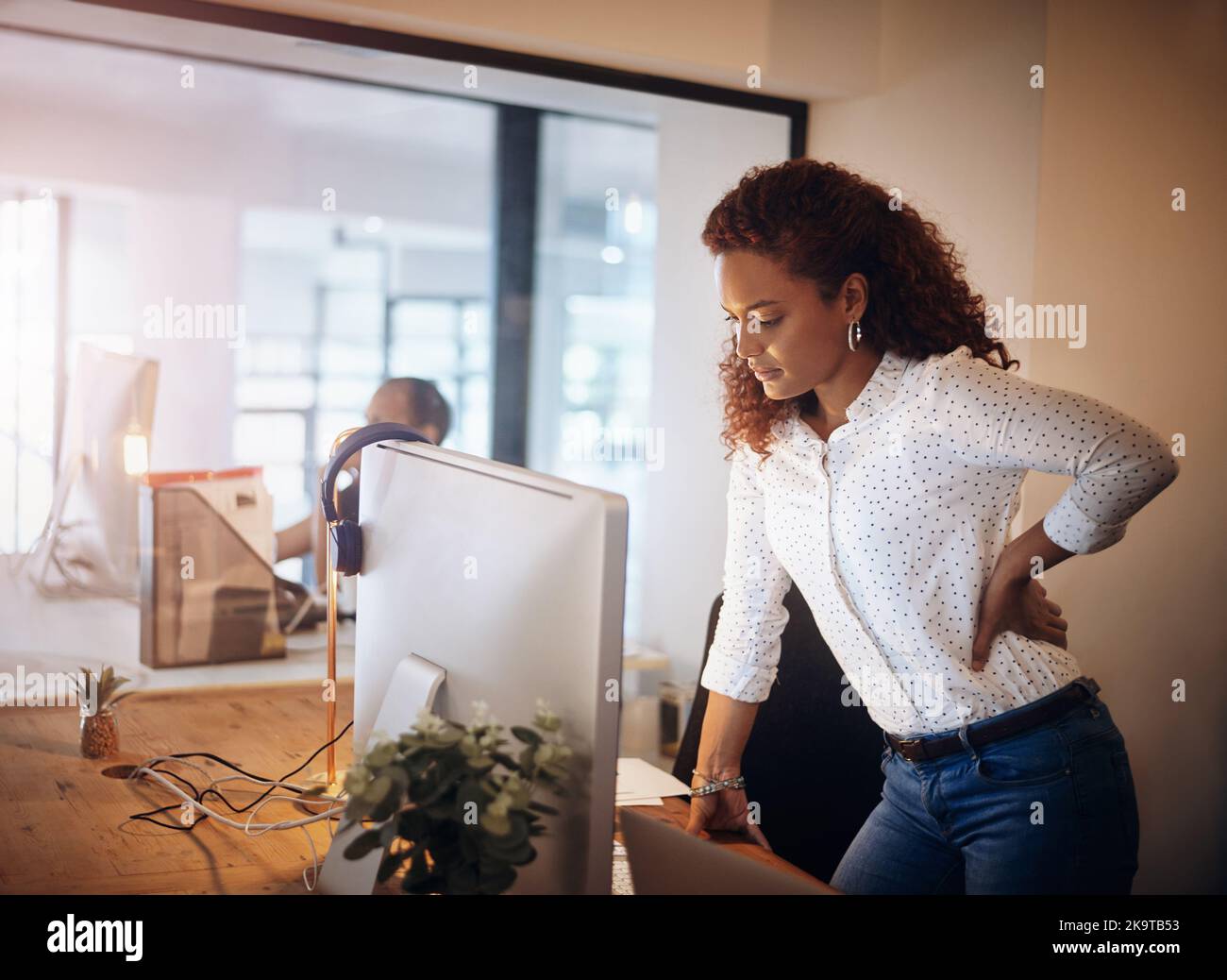 Working all night long hi-res stock photography and images - Alamy