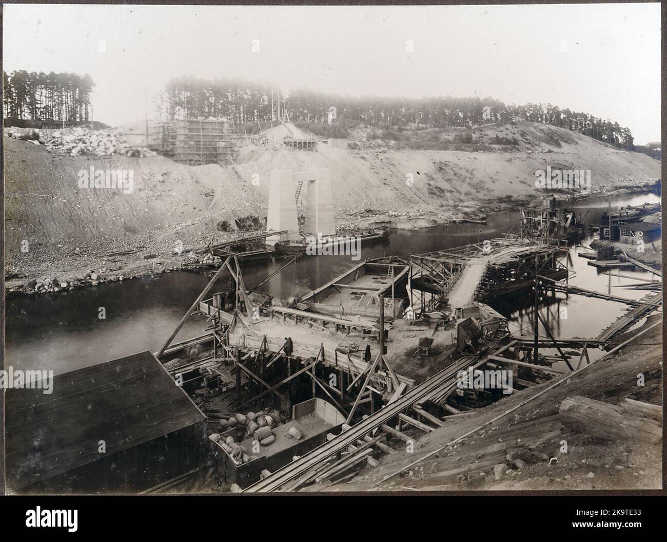 Casting for bridge foundation Stock Photo - Alamy