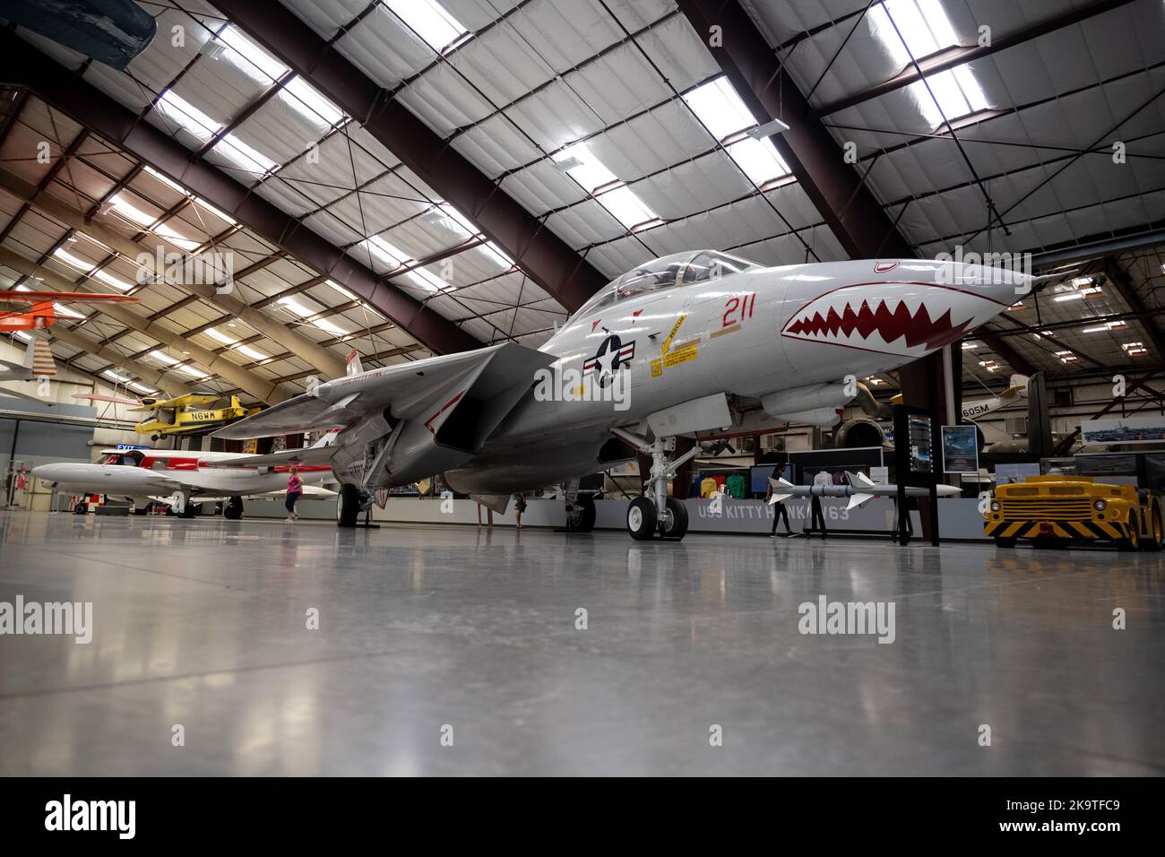 F 14 tomcat hi-res stock photography and images - Alamy