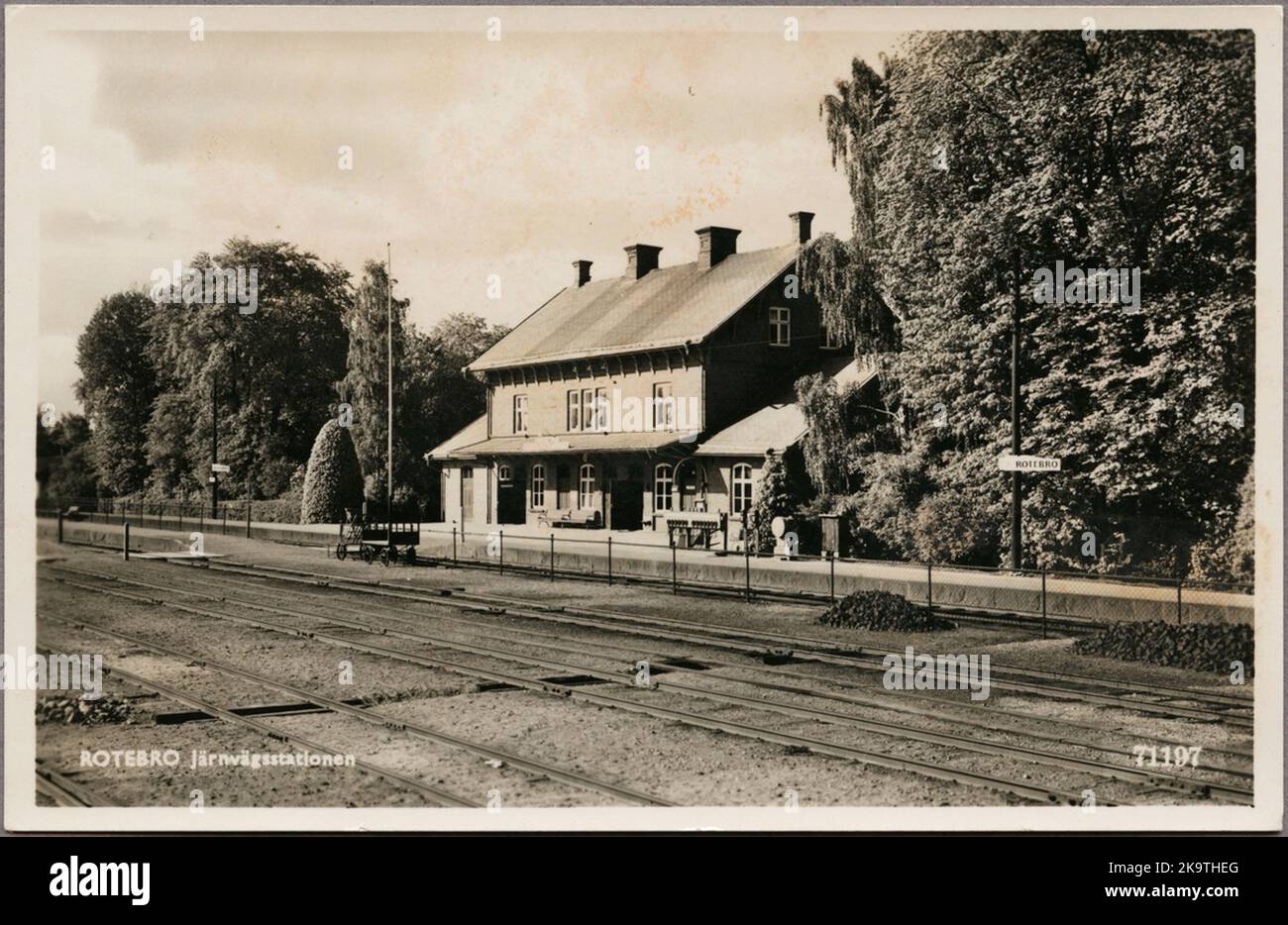 Track side of station with view at station house, platform and part of ...
