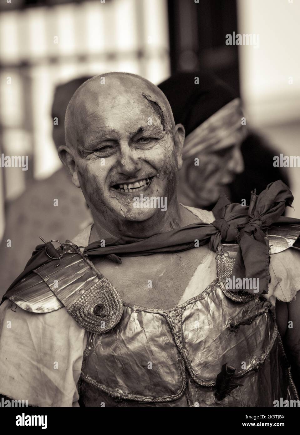 Terrifying Halloween flash mob arrive outside Eastbourne's famous pier ...