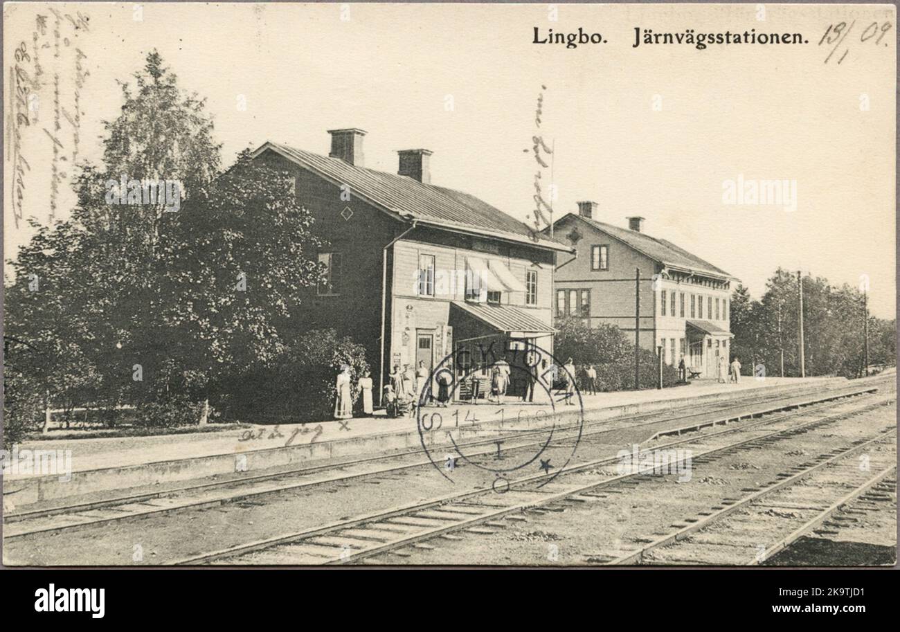 The railway station in Lingbo Stock Photo - Alamy