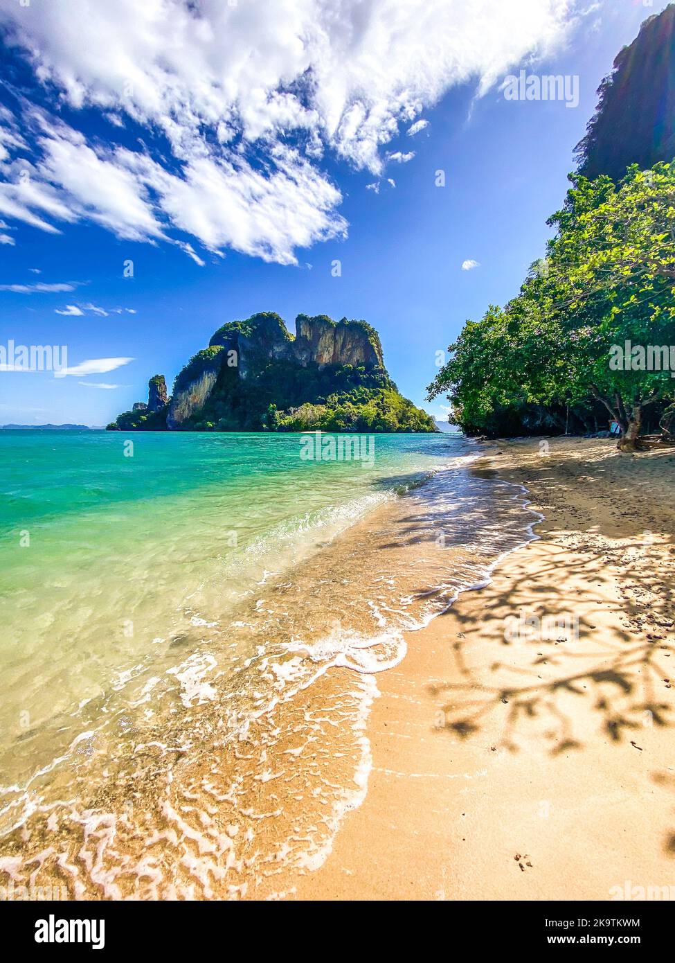 Koh Phak Bia island in Krabi province, Thailand Stock Photo - Alamy