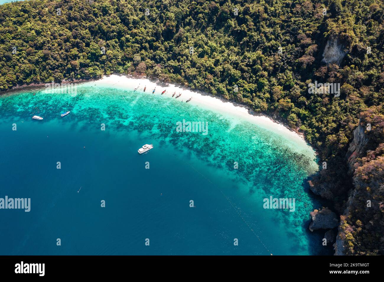 Aerial view of Loh Dalum and tonsai beach in koh Phi Phi islands, Krabi ...