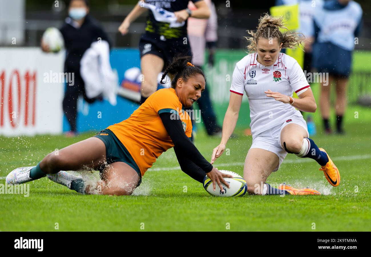 England's Ellie Kildunne during the Women's Rugby World Cup Quarter ...