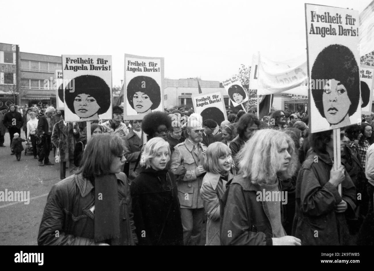 The visit of the sister of the US-singer Angela Davis, Fanny, here on ...