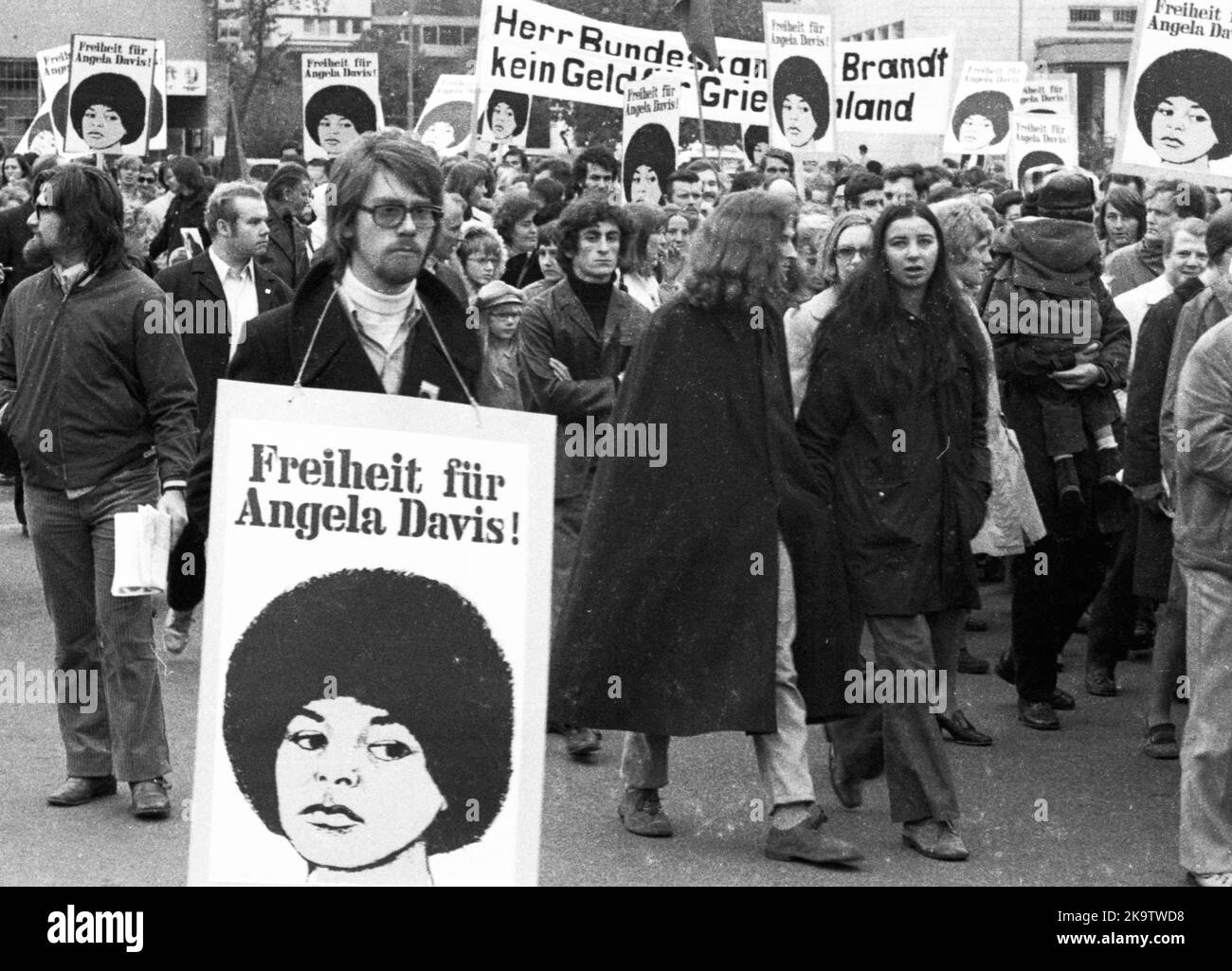 The visit of the sister of the US-singer Angela Davis, Fanny, here on ...
