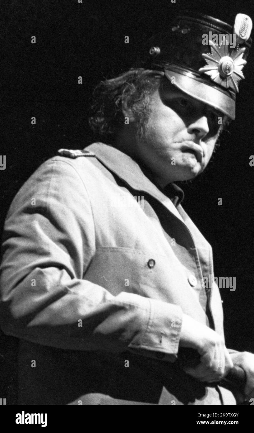 The artist and cabaret artist Dietrich Kittner on 08. 10. 1971 on the ...