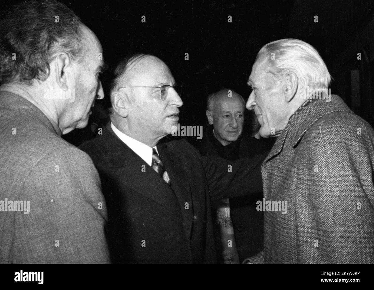 The Party Congress of the German Communist Party (DKP) on 1-4. 11. 1973 ...