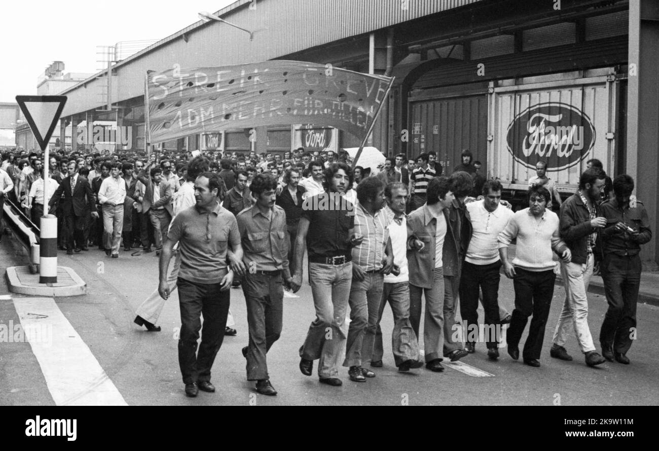 The strike at the Ford factory, here in Cologne on 27-29 August 1973 ...
